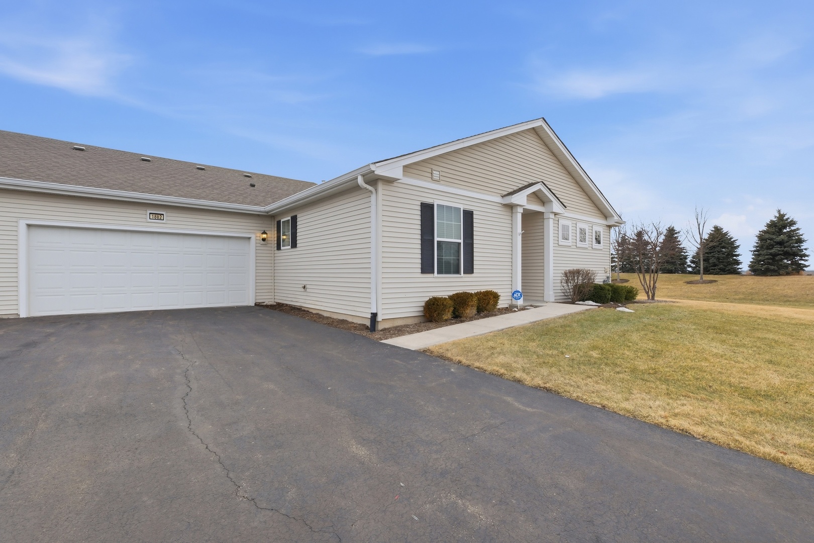 Carillon At Cambridge Lakes in Pingree Grove IL Homes for Sale ...
